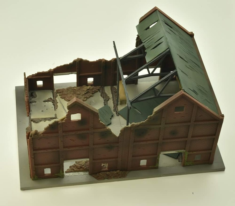 TOMYTEC 1/144 DIOCOLLE COMBAT DCM12 Decayed Warehouse Painted Kit ...