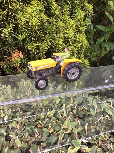 Vintage Britains 1:32 Toy Farm Massey Ferguson 135 in Yellow for Restoration | eBay