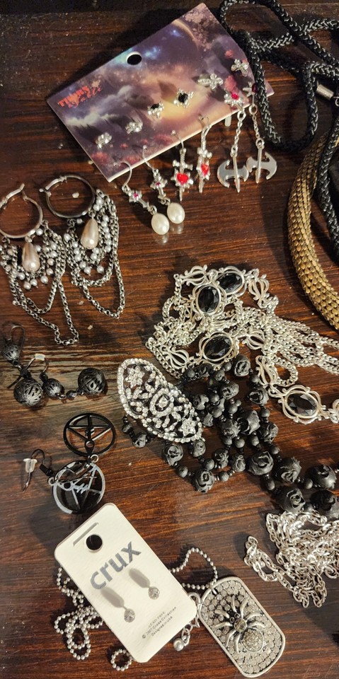 Unique Jewelry Lot. Some Signed. All Wearable. Black And Silver Tone ...