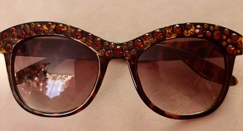 Betsey Johnson Sunglasses/NWOT/Brown Tortious Shell Color Frame w/Amber ...
