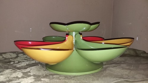Lazy Susan Vintage SNACK DISH 1970s Plastic Bright Flower Power Shape ...