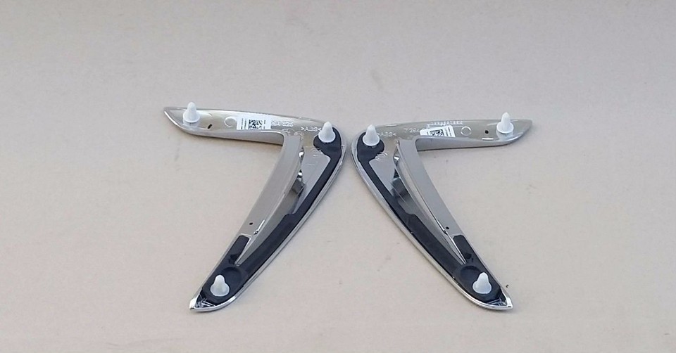 BMW 51747294826/825 SIDE LATERAL AIR DUCT F32 F33 F36 4 SERIES VENTS ...