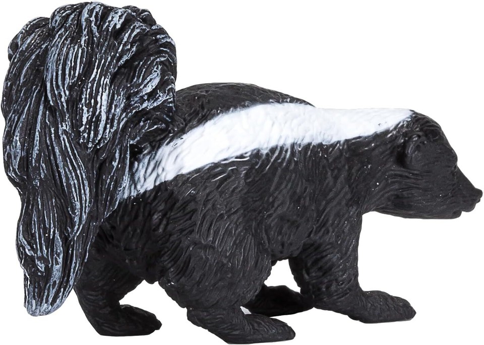 MOJO Skunk Realistic International Wildlife Hand Painted Toy Figurine ...