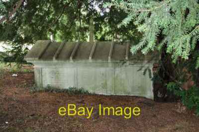 Photo 6x4 St James, Bushey, Herts - Churchyard Bushey/TQ1395 c2003 ...