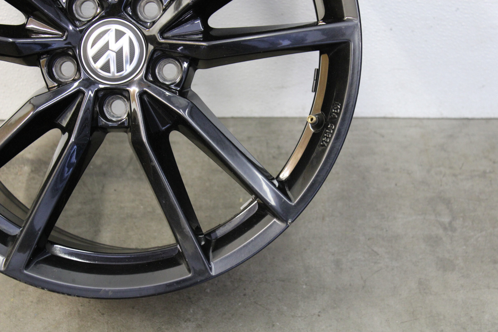 MK7 VW GTI Black Pretoria Wheel 10 Spoke Rim Alloy 18x7.5" 18" Oem 2015 ...