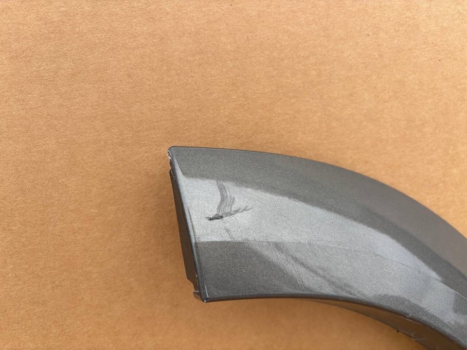 2017-2023 GMC Acadia Denali Rear Right Door Lower Molding | 84462101 ...