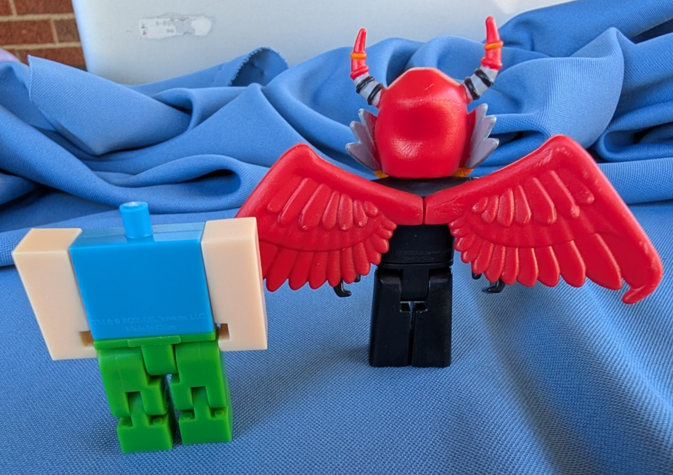 Action figures The Dark Side of Roblox LORD UNBERHALLOW, partial ...