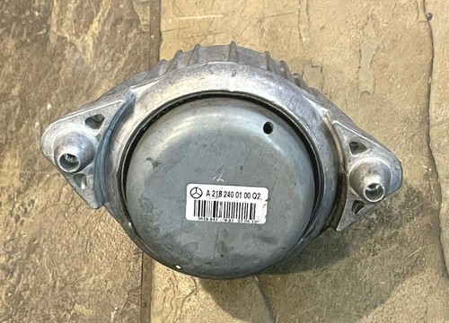 2015-2018 MERCEDES CLS550 LEFT ENGINE SUPPORT MOTOR MOUNT 2182400100 ...