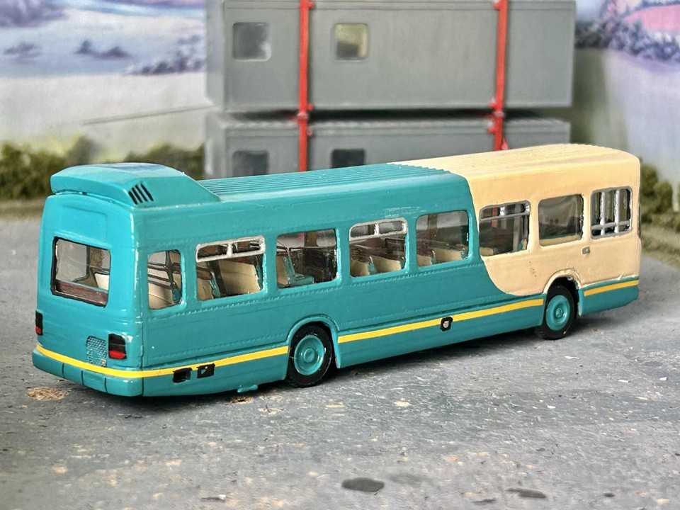 KIT BUS BUILT PIRATE MODELS LEYLAND NATIONAL MK1 LWB ARRIVA LIVERY ...