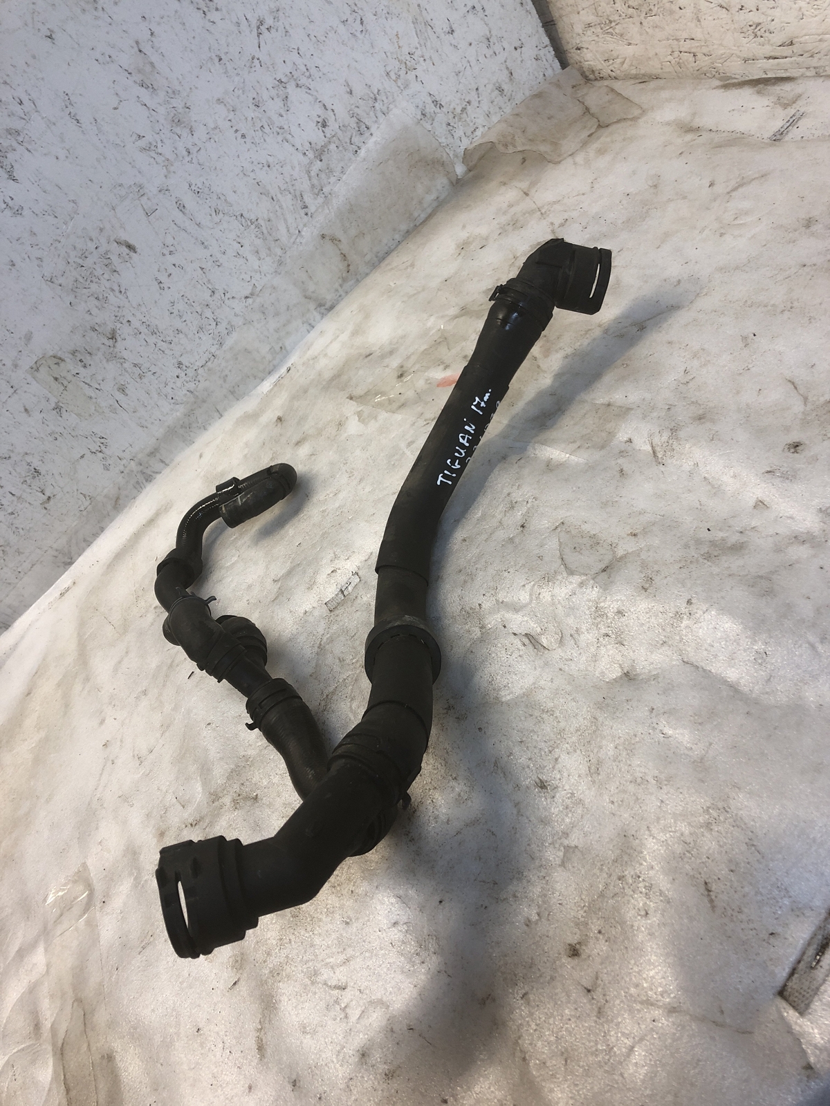 VW TIGUAN AD1 Schlauch Kühlung 5q0122291da 2.00 Petrol 162kw 2017 ...