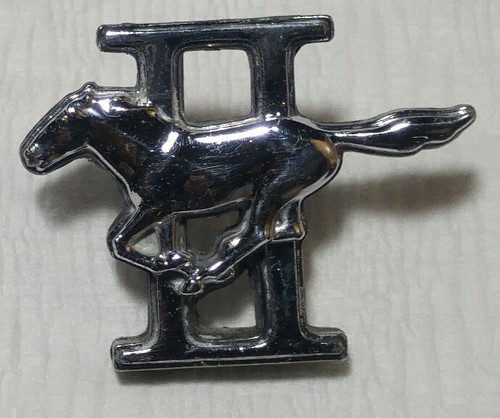 1974~1976 FORD MUSTANG II LH FRONT FENDER EMBLEM | eBay