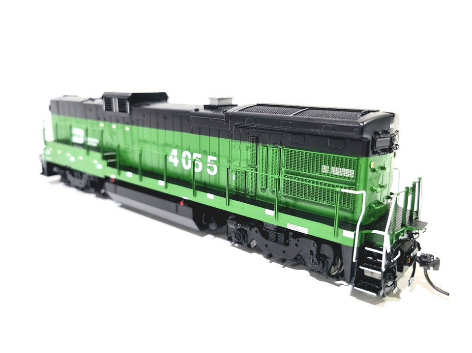 Overland OMI BN GE B30-7A(B) Burlington Northern #4055 HO Brass Model ...