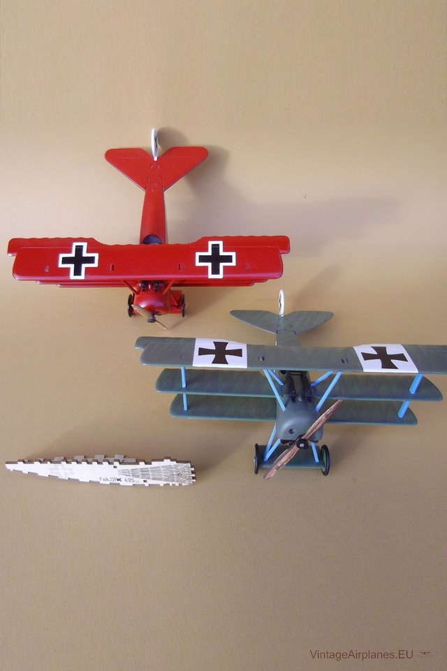 Fokker DR1 1:24 scale , model kit, Red Baron triplane 425/17, vintage ...