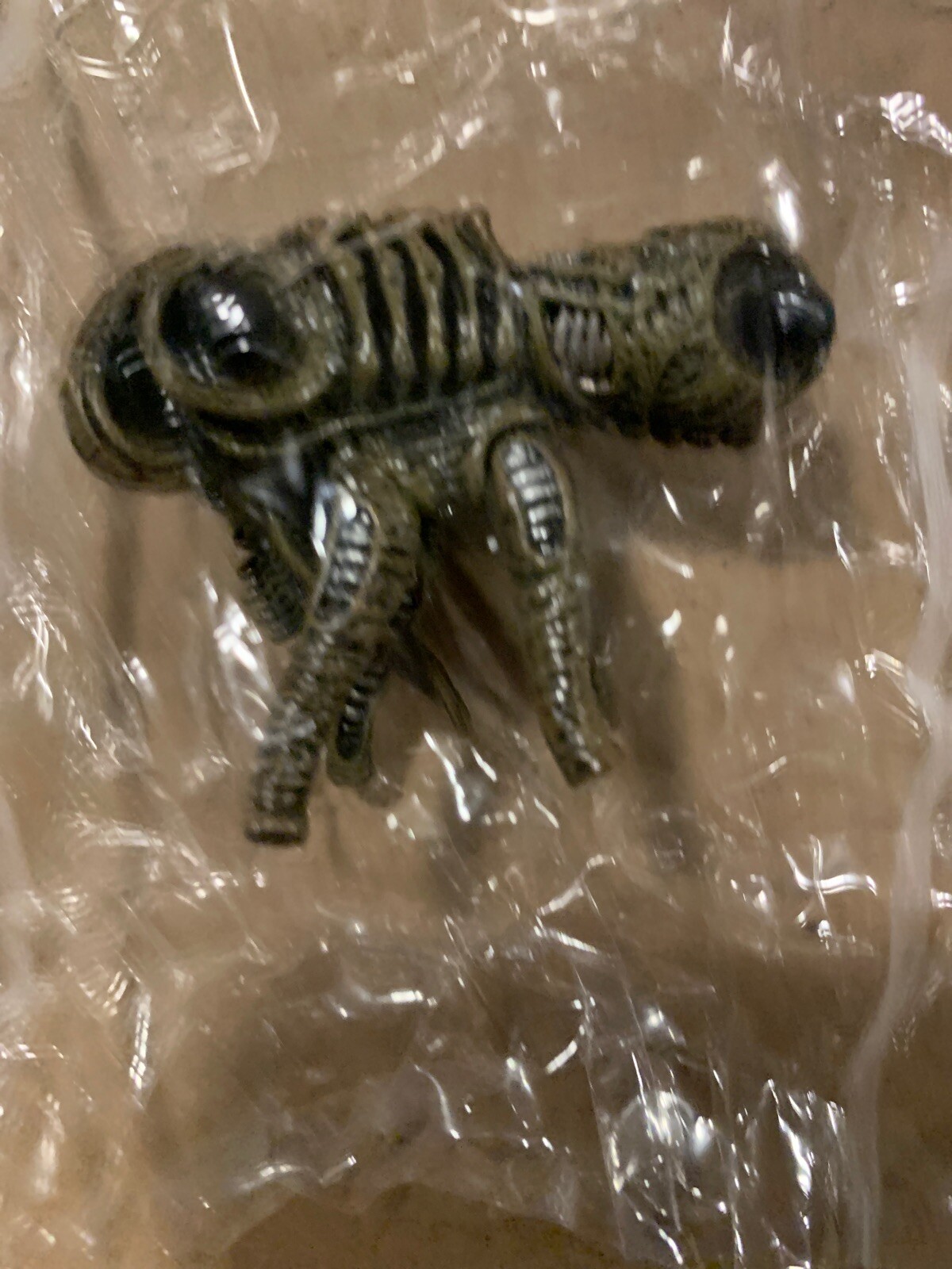 Hot Toys Snap Kit Aliens Xenomorph 3.75” Closed Mouth Complete Tan ...