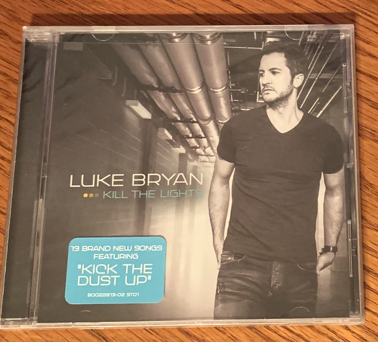LUKE BRYAN "KILL THE LIGHTS" BRAND NEW ORIGINAL 2015 USA CD ALBUM ...