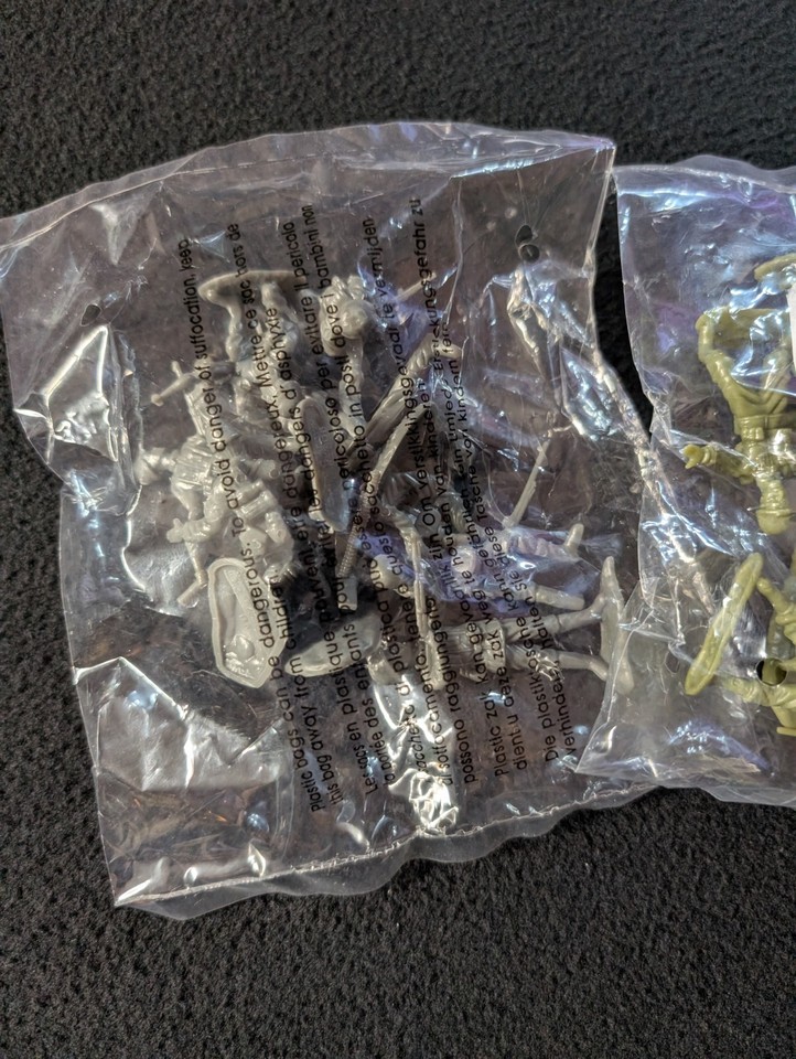 BMC TOYS D-DAY WWII CLASSIC ARMY MEN SOLDIERS ACTION FIGURES USA | eBay