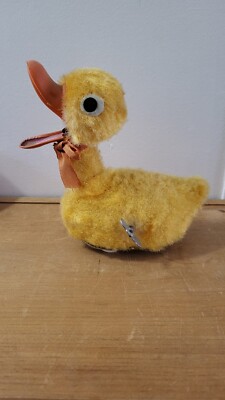 Vtg 50s 60s Fuzzy Yellow Wind-up Duck Easter Decor Kinda Works | eBay