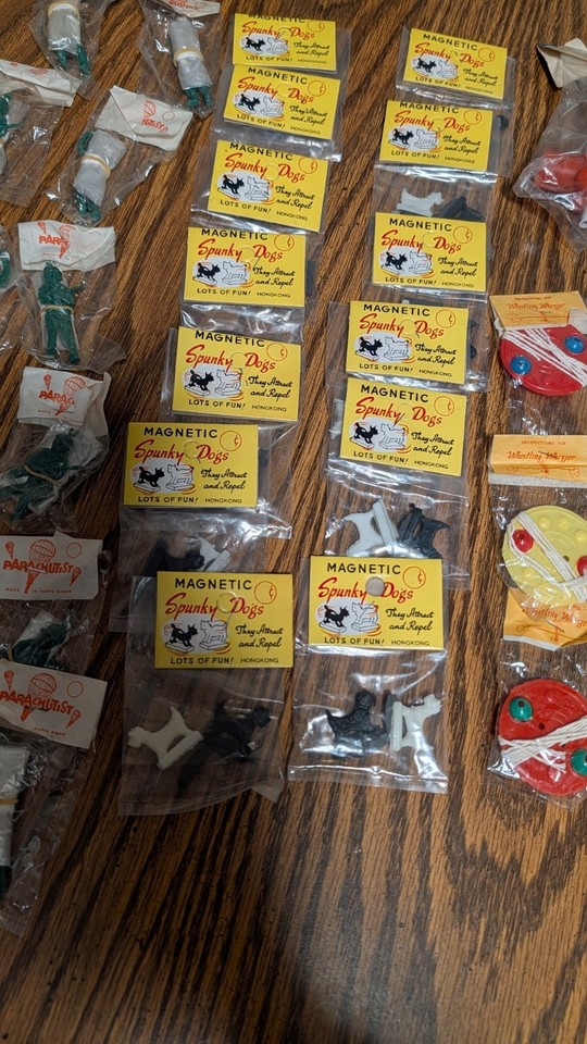 Vtg Lot of 50Pcs - Parachutist , Spunky Dogs, Whist Wizzer, Bubble Pipe ...