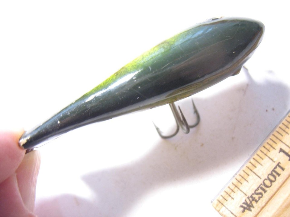 Sears Meadowbrook old wood fishing lure in plastic lid box caster type ...
