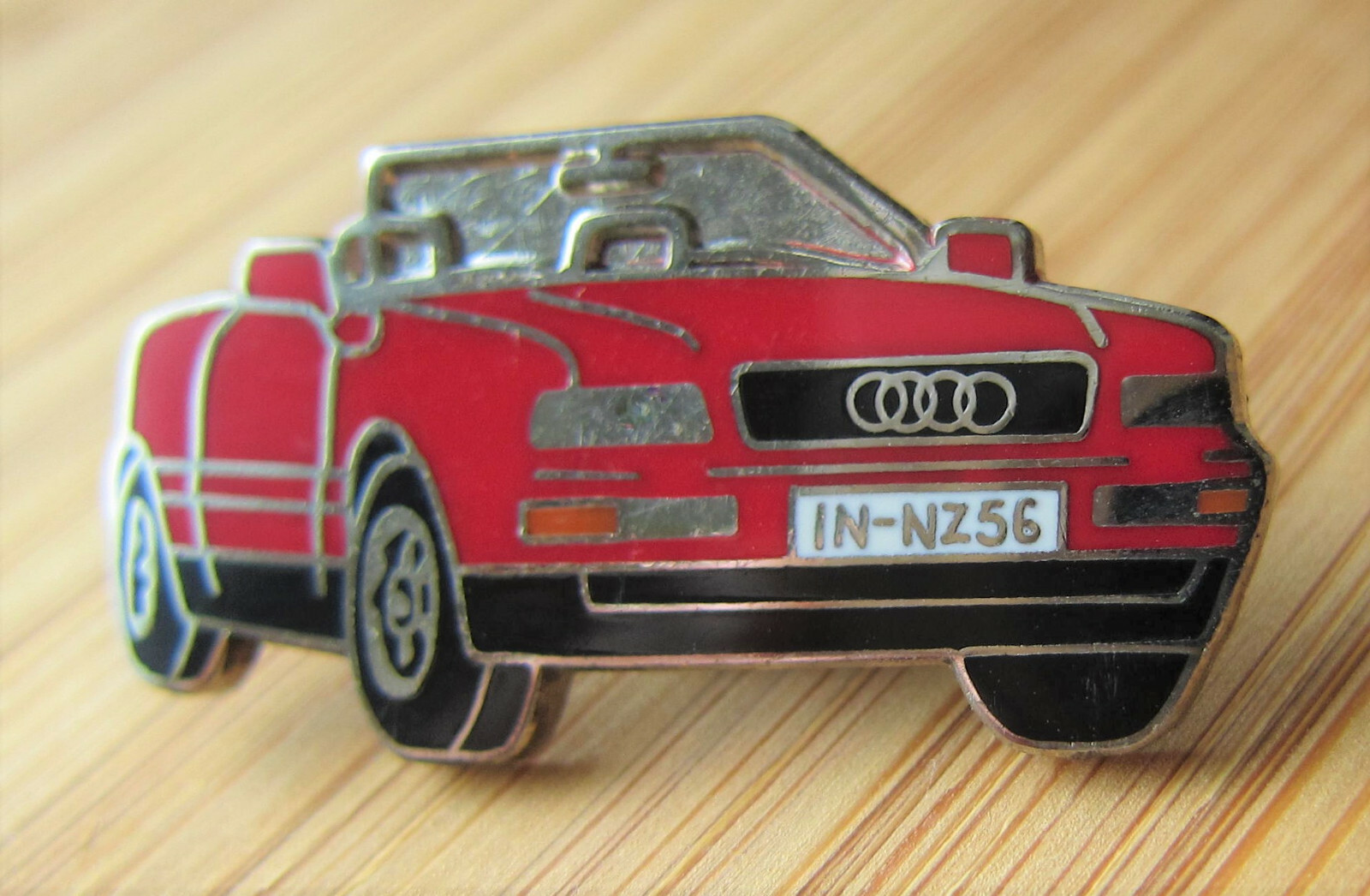 AUDI Pin / Pins: AUDI 80 Cabriolet - rot - emailliert - Rar! | eBay.de