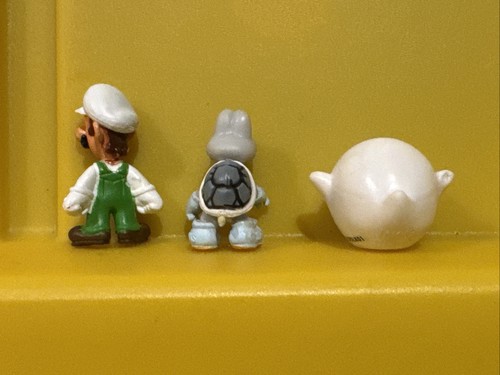 Super Mario Bros Fire Luigi, Dry Bones, Boo Mini Figure 3-Pack Micro ...