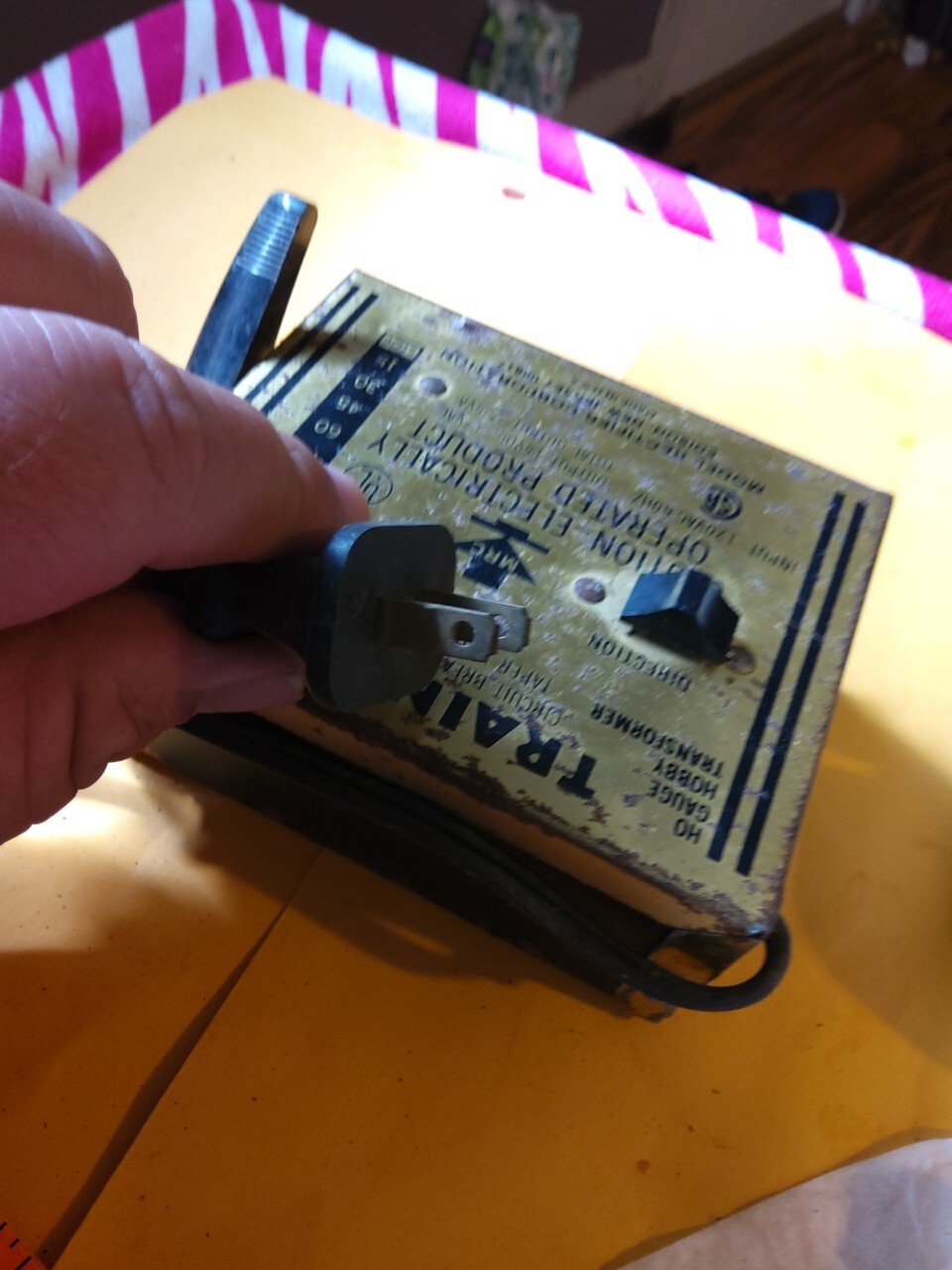 TRAINPACK 100N MRC 100 N GAUGE TRAIN POWER TRANSFORMER Works | eBay