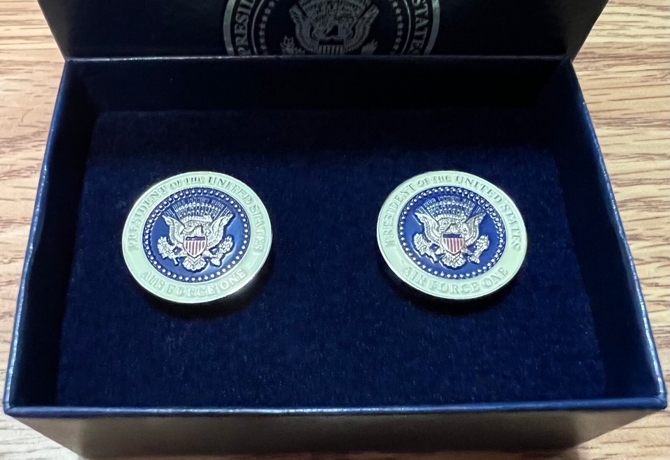Rare Bush & Obama Air Force One Cufflinks Presidential Airlift Group ...