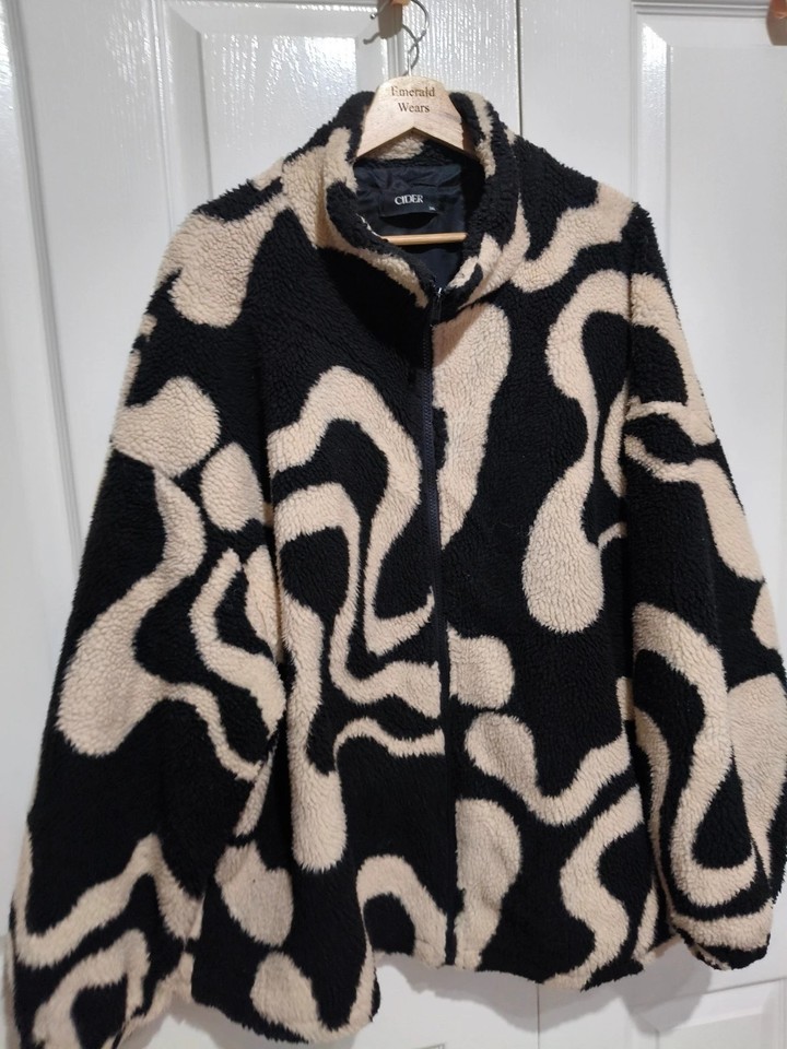 Cider Black / Cream Sherpa Fleece Jacket = Size 22 / 24 - 2XL | eBay UK