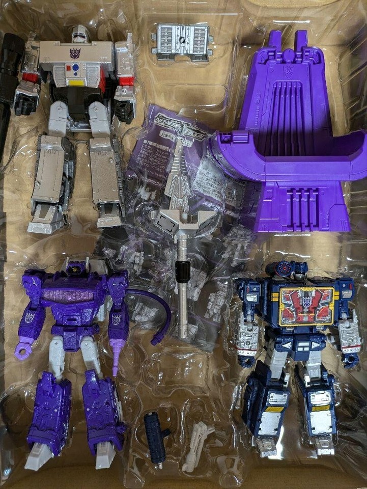 Transformers Dramatic Capture Series Nemesis Bridge Megatron Figures ...