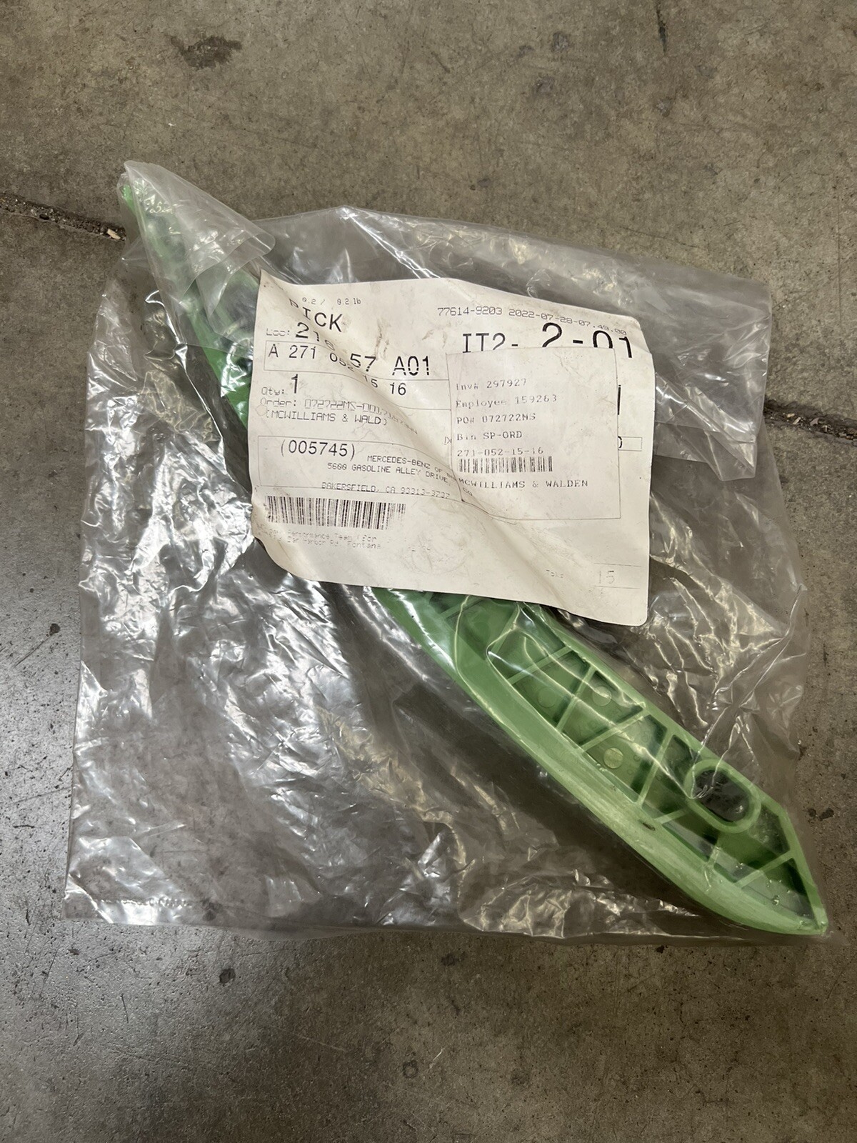 GENUINE MERCEDES Timing Chain Guide Rail 2710521516 / A2710521516 | eBay