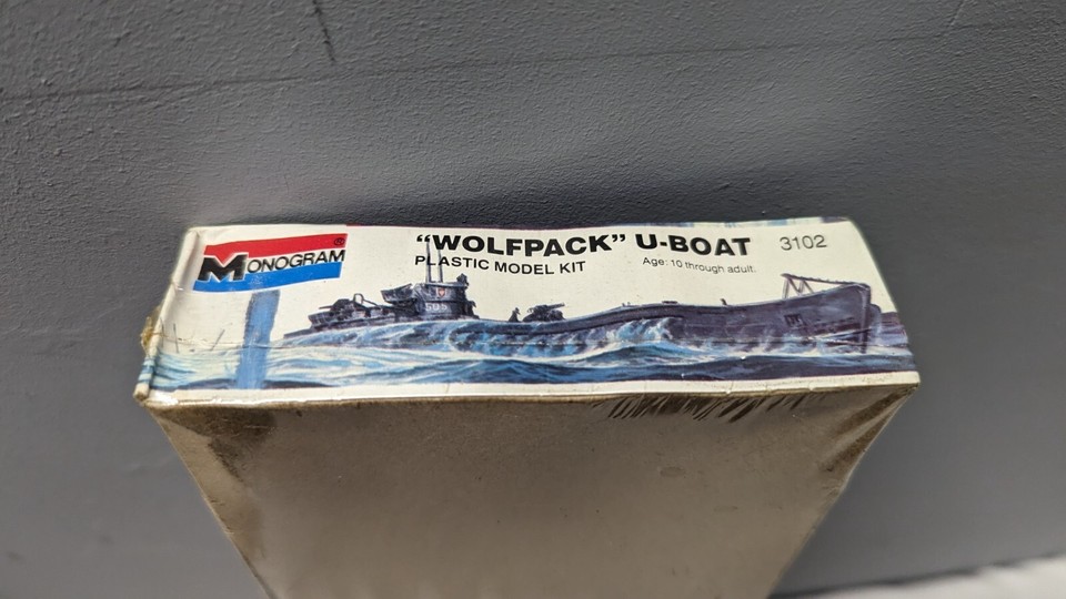 Monogram German U-Boat “Wolfpack” #3102 model kit 1:209 scale - Factory ...