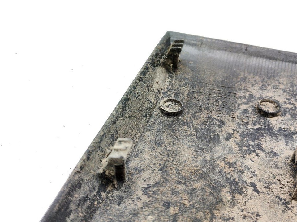 Citroen Berlingo 1.6HDI 55kW 2007 Rear Right fender wing molding trim ...