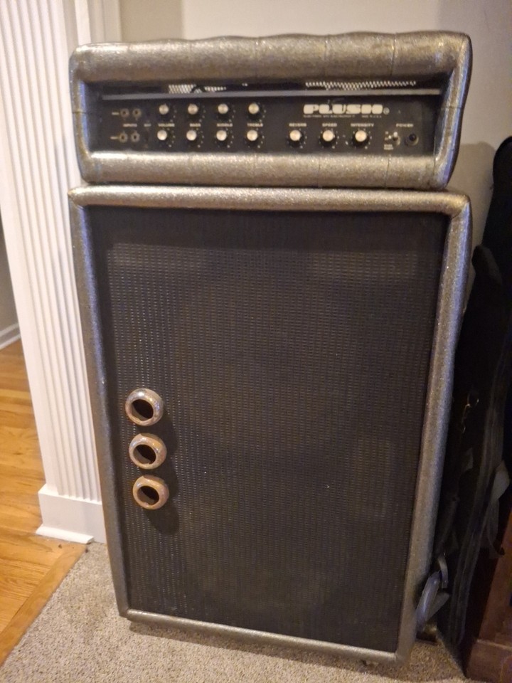 Vintage Plush Tuck N Roll P1000S Tube Amp Amplifier Combo Head ...