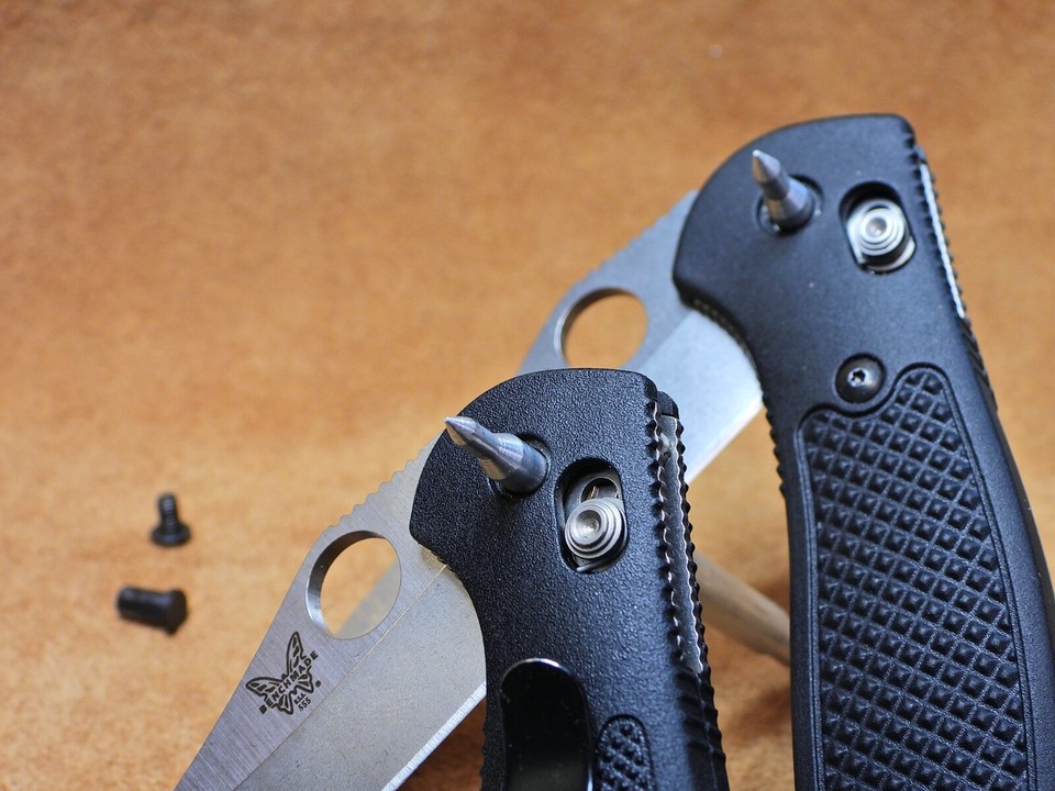 Pivot Alignment Tool for Axis lock knives - Scale Swap Cheat Code for ...