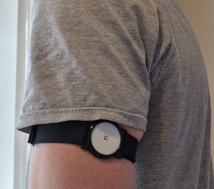 Sensor Armband Holder Choose Colour - Compatable with FreeStyle Libre 1 ...