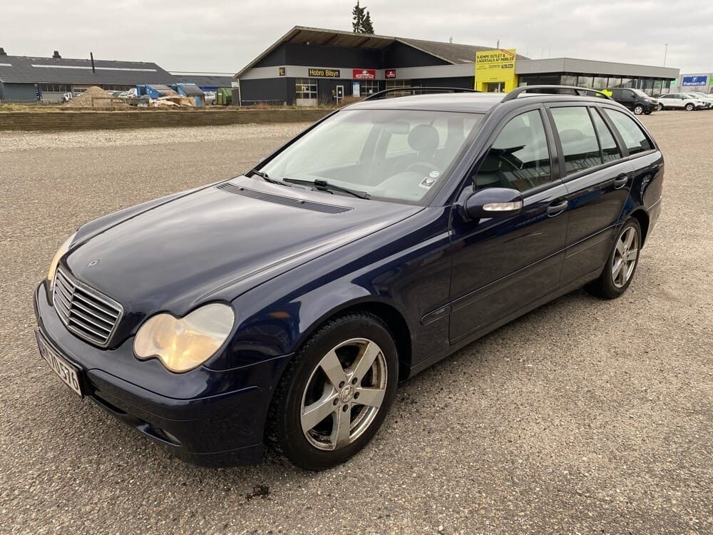 Mercedes C270 Anmeldelser - Se vurderingen på Bilbasen