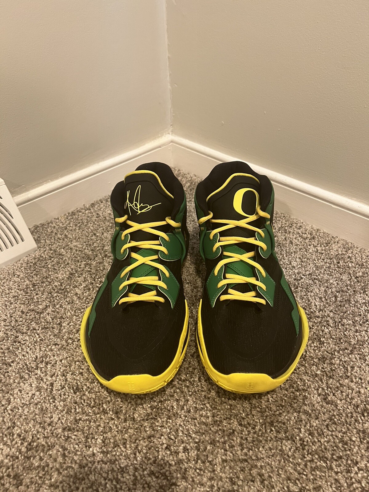 Nike Kyrie 8 Infinity Oregon PE - Gem
