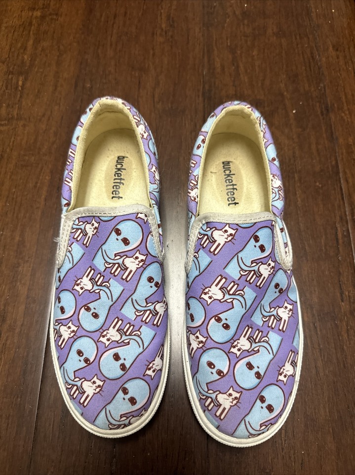 Bucketfeet Slip On Shoes Alien Women 7.5 Men Strange Planet Alien & Cat ...