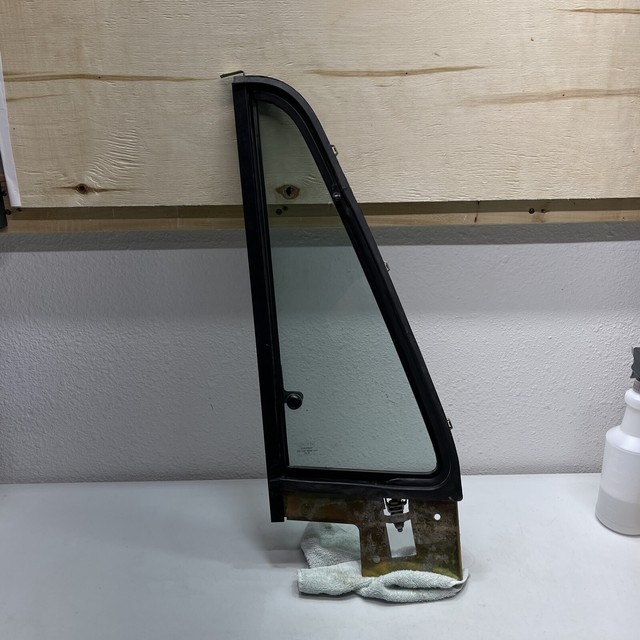 Freightliner A18-36165-001 Window Vent LH for sale online | eBay