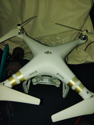 DJI Phantom 3 Pro Drone only with Camera and extra propellers Untested ...