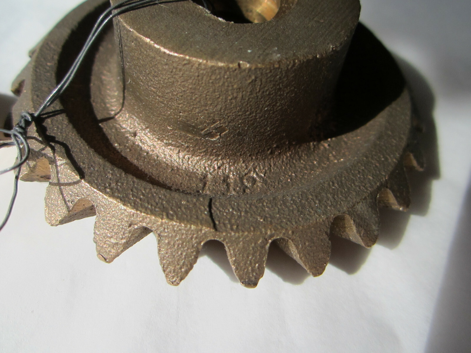 BRASS 24 TOOTH BEVEL GEAR WITH ACME THREADED SHAFT | eBay