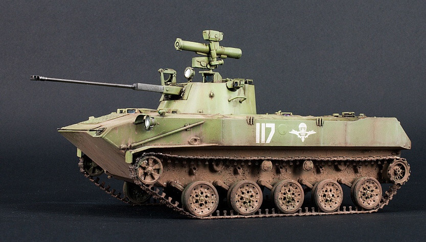1/35 BMD-2 Russian Airborne Fighting Vehicle Zvezda 3577 Plastic Model ...