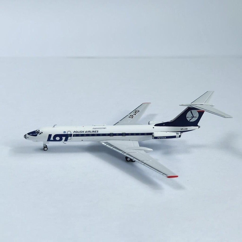 Panda Models 1:400 LOT Polish Airlines SP-LHD Tupolev TU-134 Model ...