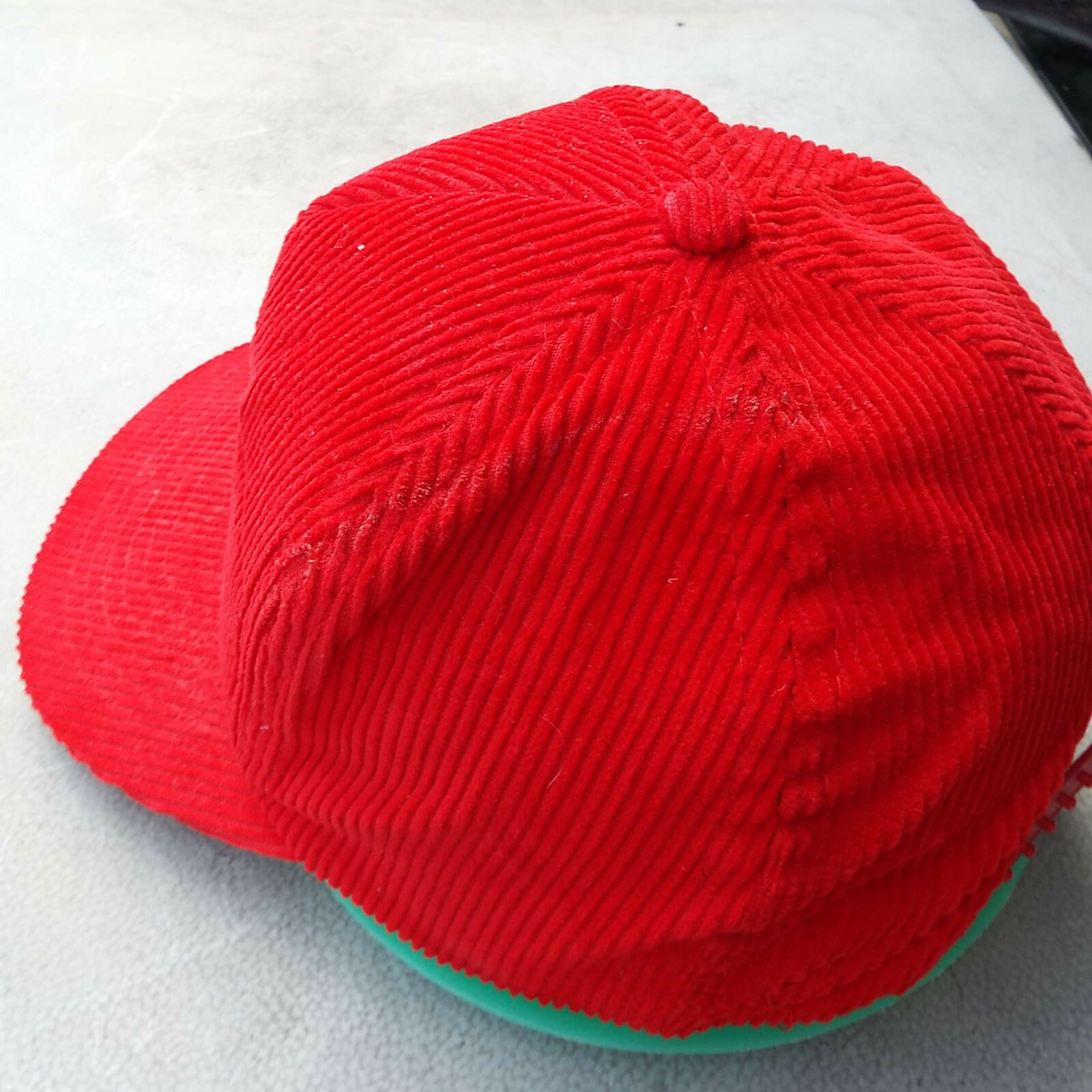 Skunk animated red hat ball cap | eBay