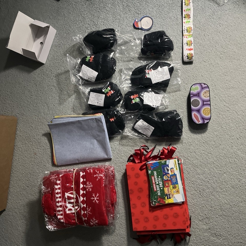 Christmas-related decorations from Nabisco: Oreo & Ritz + Sour Patch ...