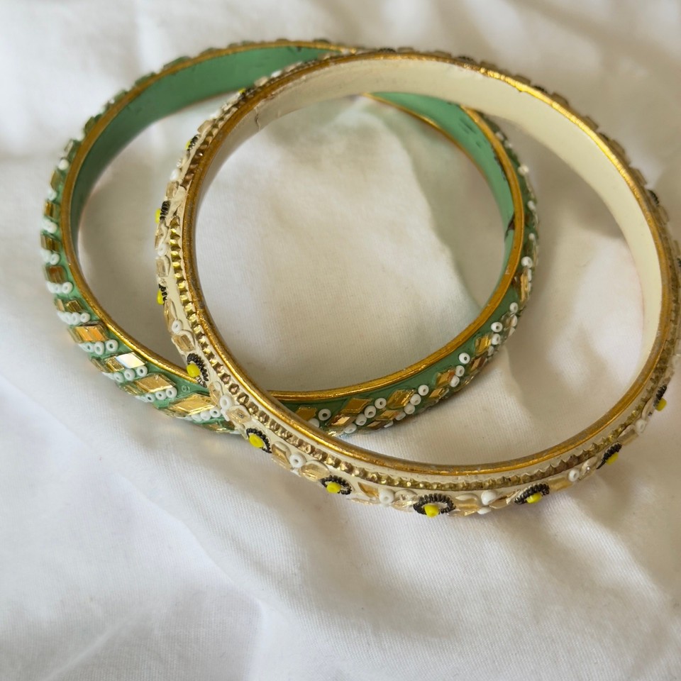 Mod 1960s Green, Gold, Cream Bangle Bracelet Bead Inlay India Vintage ...