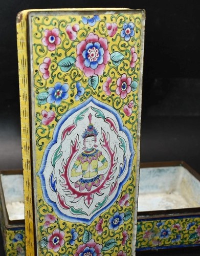 Chinese 19thC Canton Enamel Thai Market Box Rare Antique Bencharong ...