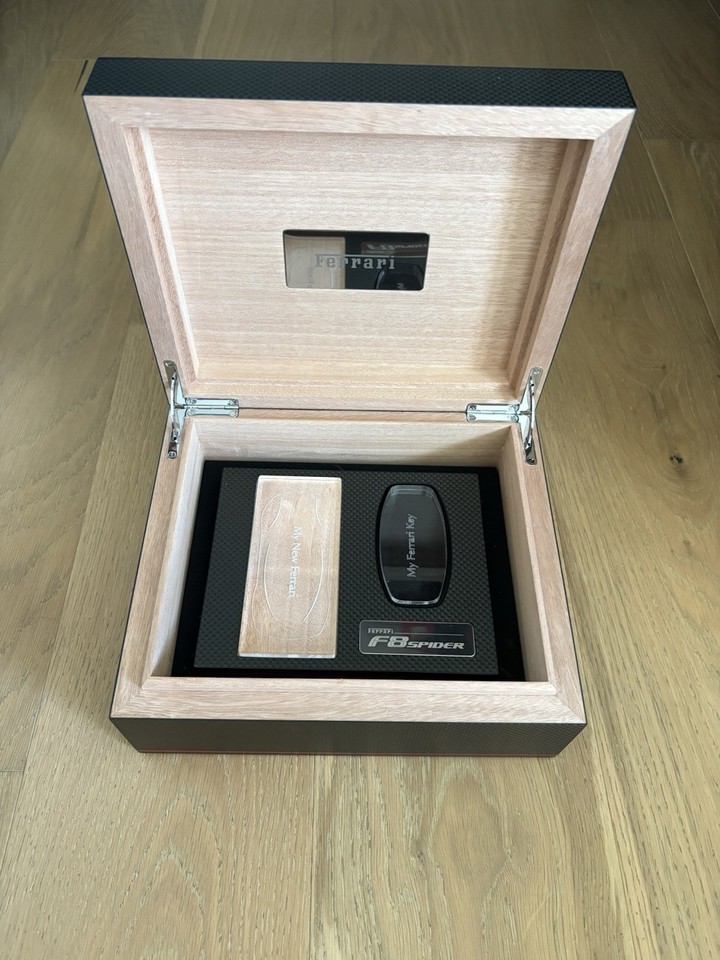 RARE Authentic Ferrari F8 Spider Owner Key Display Box - OEM - Key ...