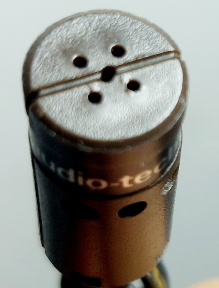 AUDIO-TECHNICA ATW-T27 Wireless Transmitter with AT829 Lavalier Lapel ...