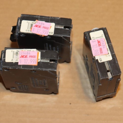 One New Eaton Cutler Hammer BD3030 Tandem 1 Pole 30 Amp Plug In Breaker ...